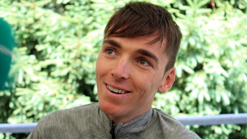 Romain Bardet en grande difficulté dans les Pyrénées