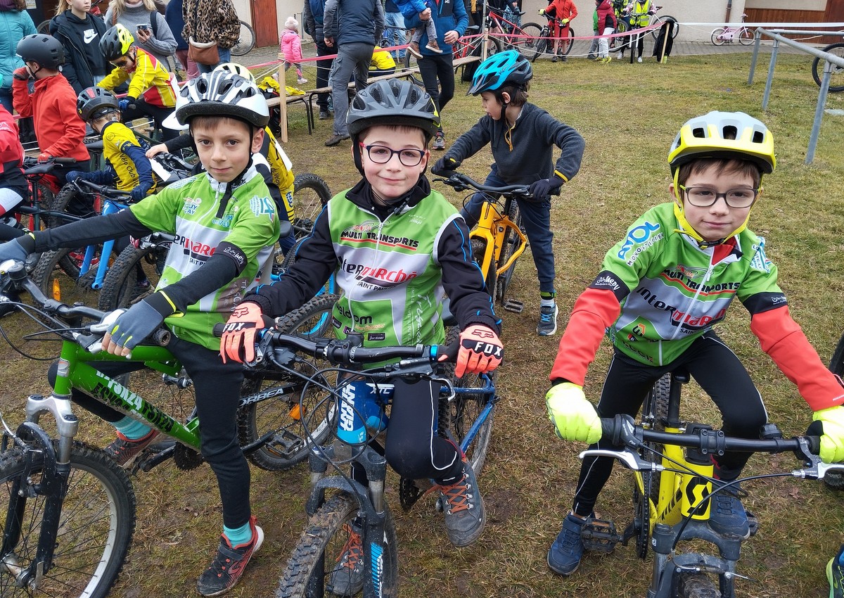 Belles performances pour l'Union Cycliste du Puy à Beauzac