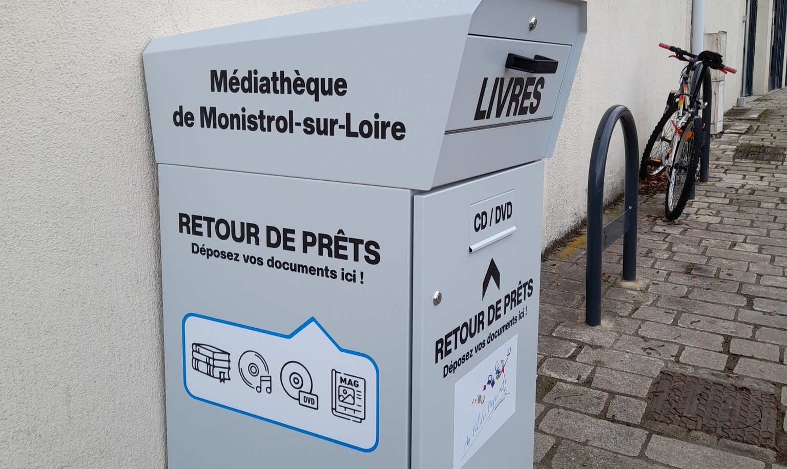 Indo porn bokep bonjour je suis absente je serai de retour