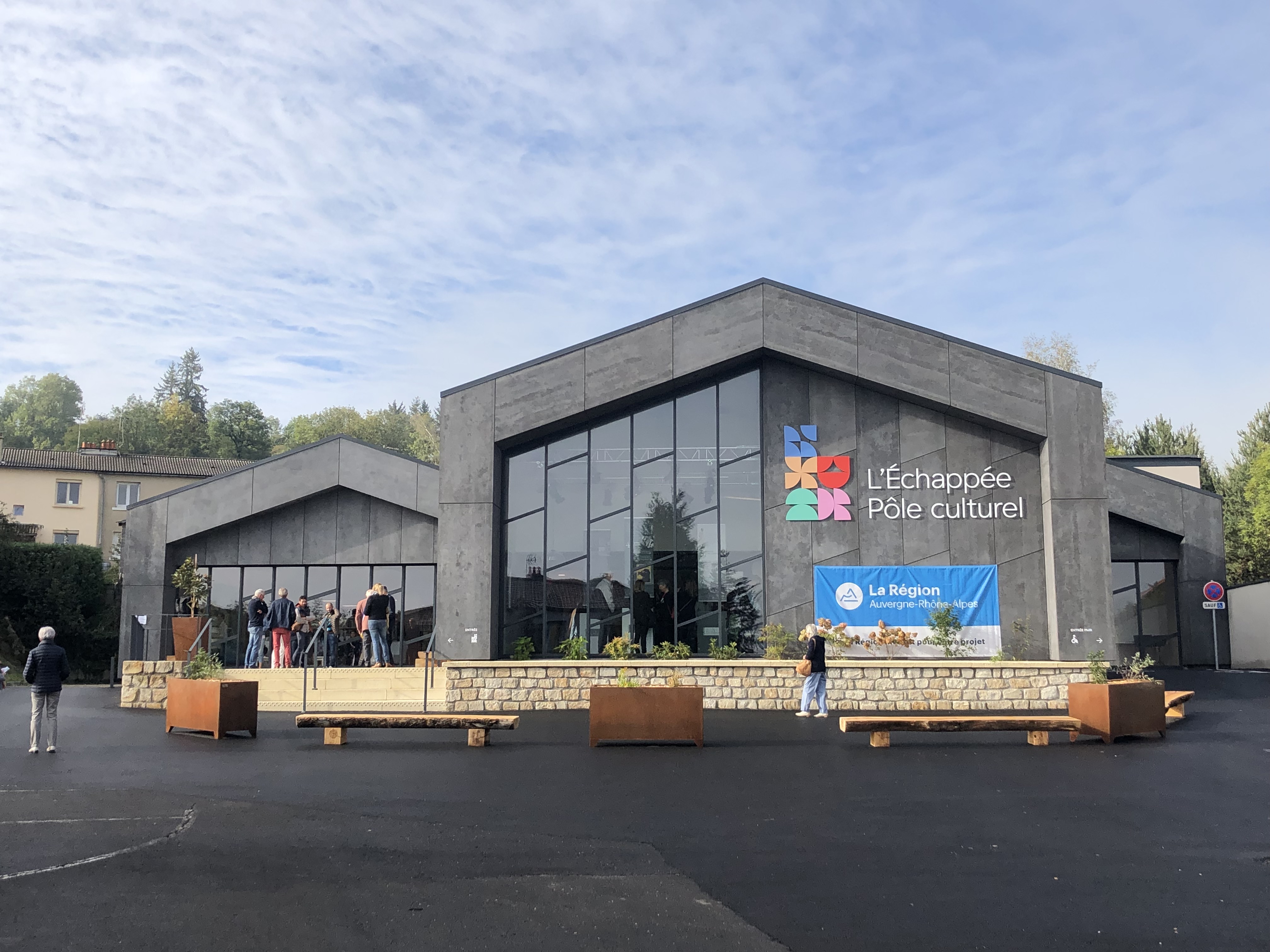 " L'Echappée", le nouveau pôle culturel de St-Julien-Chapteuil