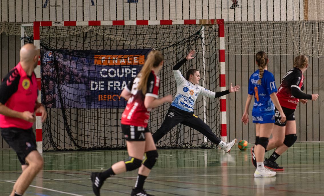 Handball Féminin N2 : les Saint-Germinoises passent près de la ...