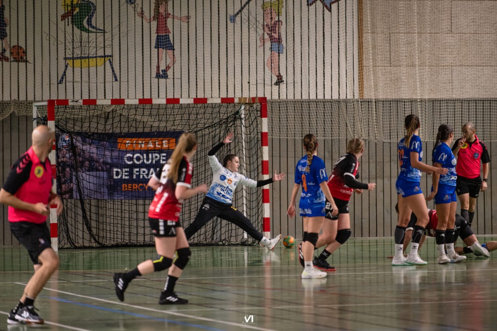 N2 Féminines : le Saint-Germain-Blavozy Handball surclassé par ...