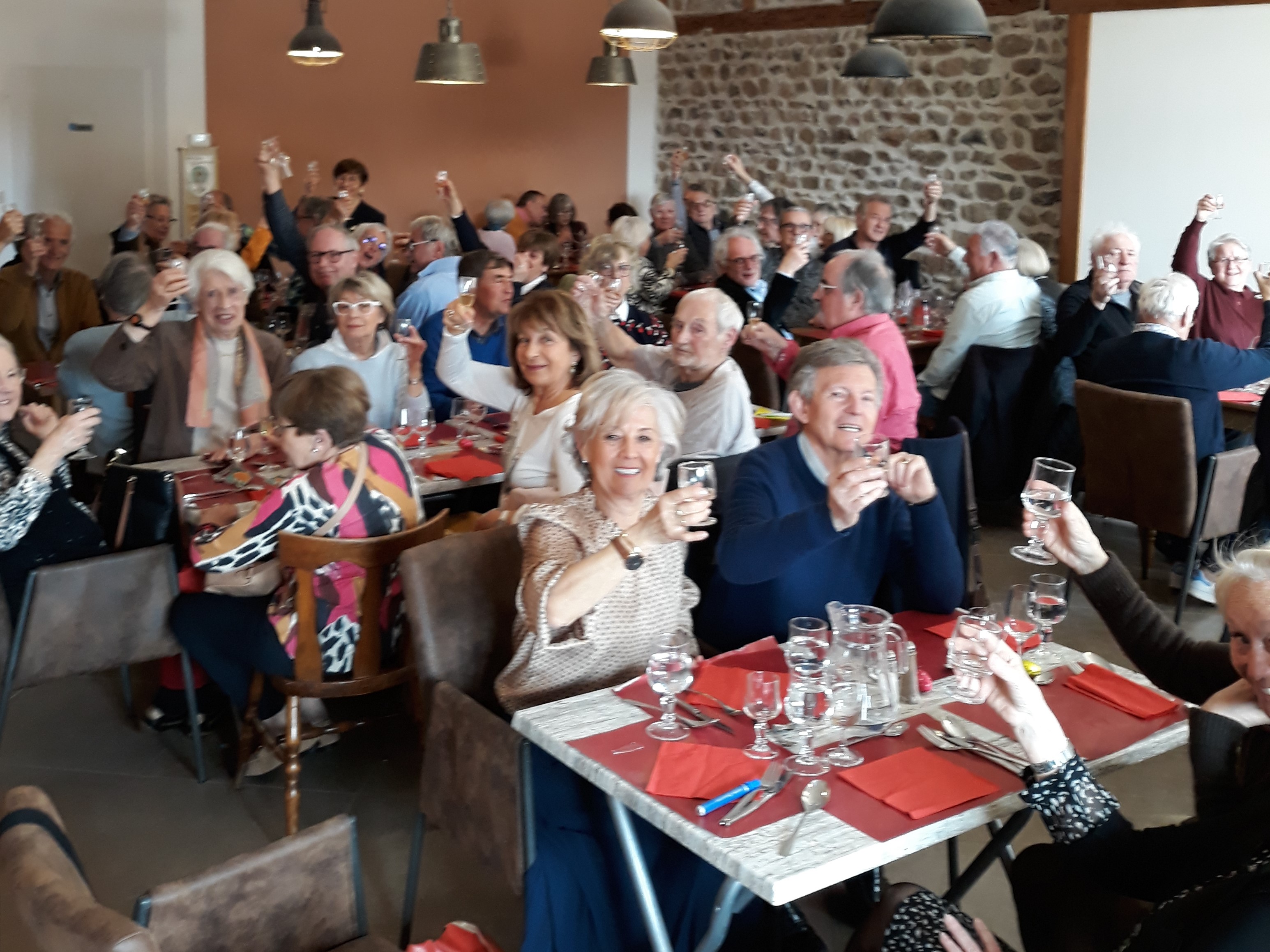Le Bridge Club du Puy fait sa sortie de printemps à Chaspinhac