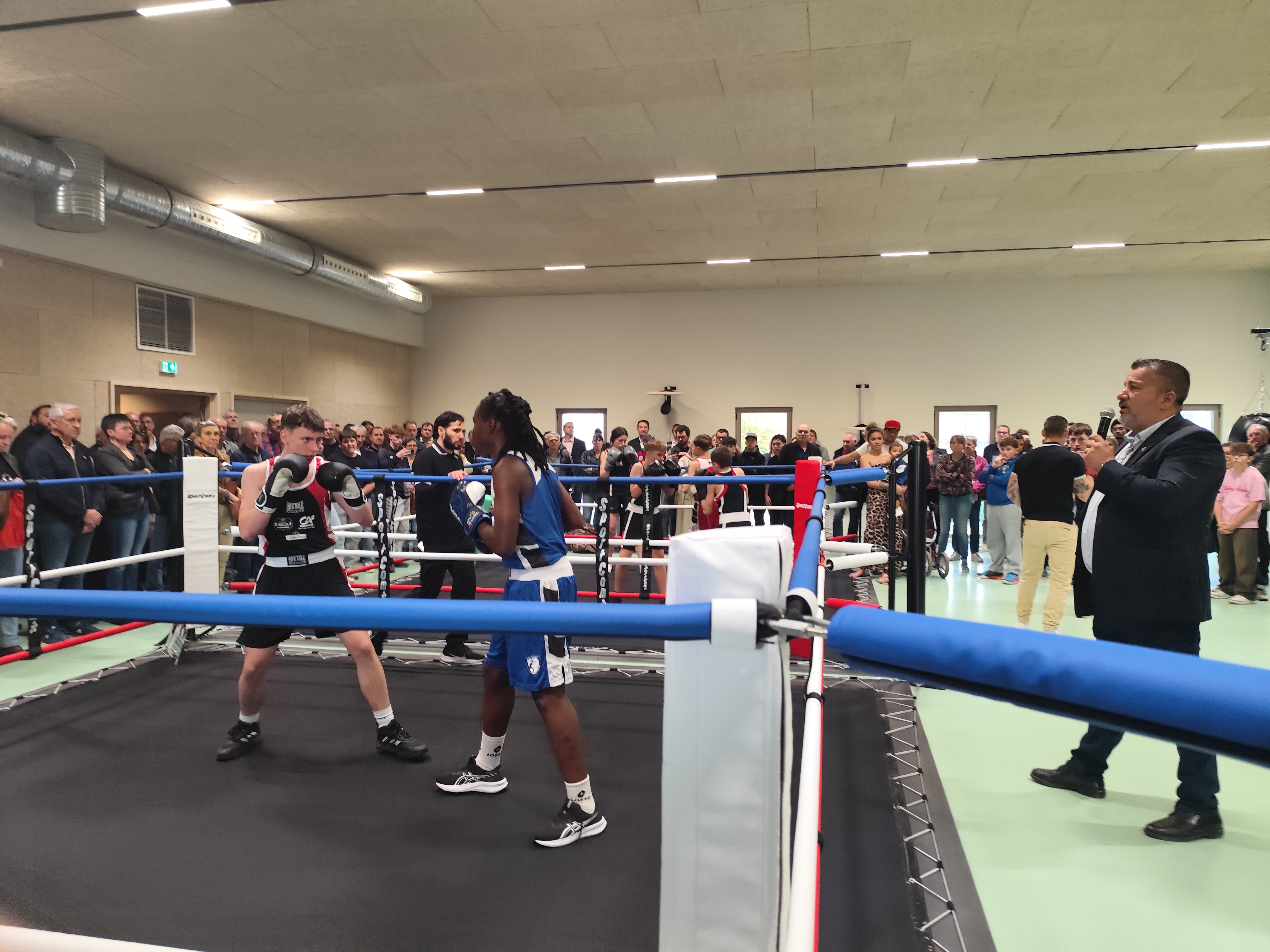 Issoire : la nouvelle Maison des sports inaugurée en grande pompe