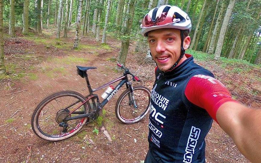 VTT : Jordan Sarrou et la France restent champions du monde de relais mixte
